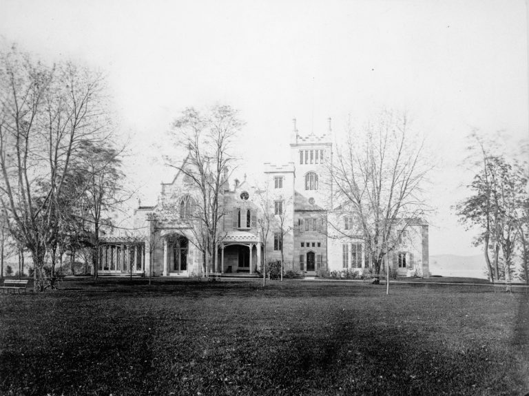 Historic Buildings | Lyndhurst Mansion